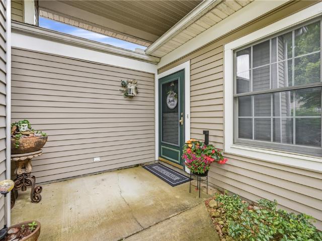 52 Golfwood Dr