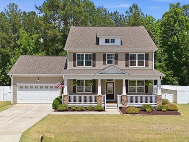 52 Grey Hawk Dr, Clayton, NC 27520