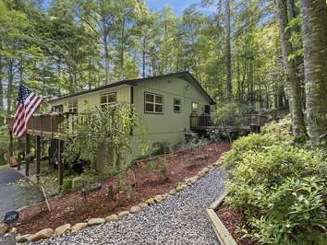 52 Hamilton Circle