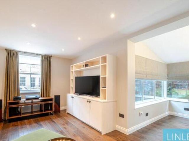 52 Hanover Square, Denison Hall, Leeds, 3 Bedroom End