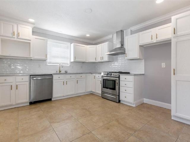 52 Hennessey Court
