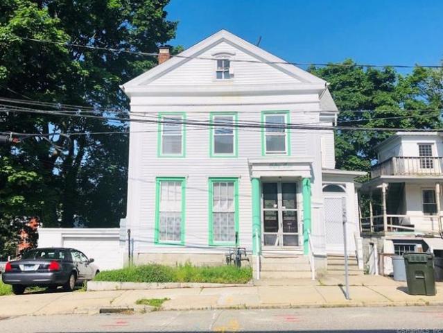 52 Huntington St, New London, CT 06320