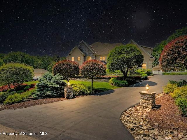 52 Ivywood Dr, Clarks Summit, PA 18411 | MLS #SC260908