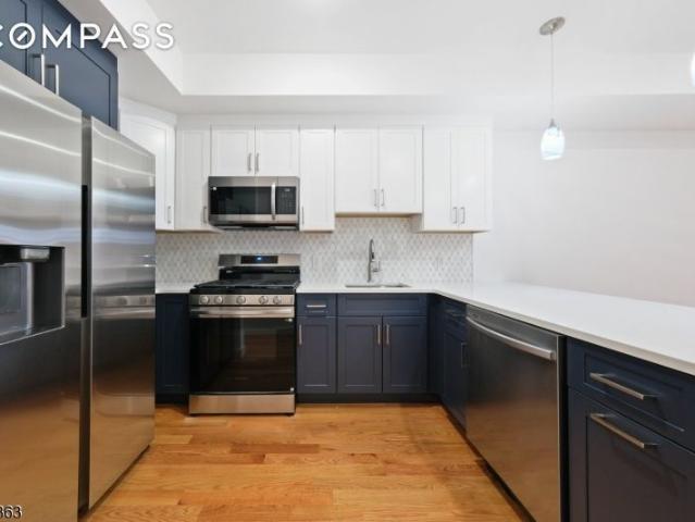 52 James St 4, Newark, NJ