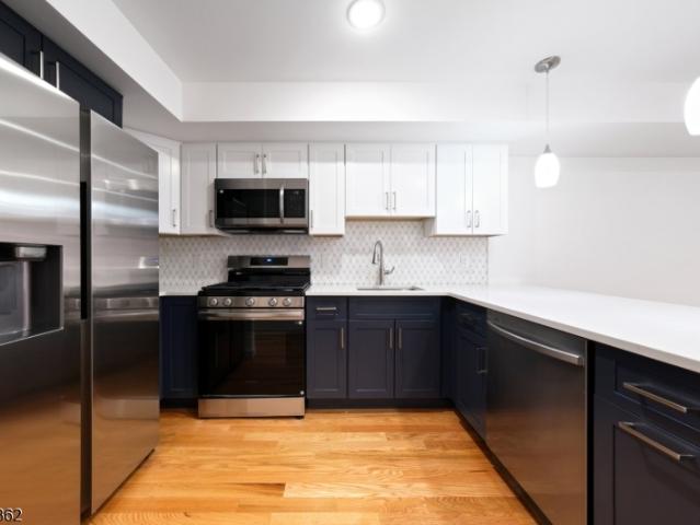 52 James St Unit 3
