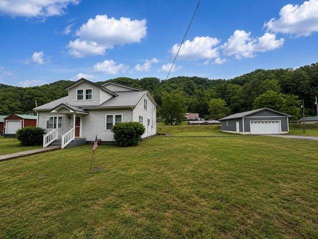 52 Jerry Btm, Huddy, KY 41535