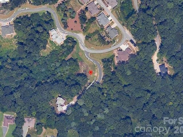 52 Lemongrass Trl, Hendersonville, NC 28791