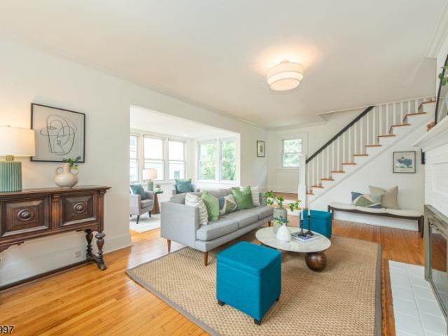 52 Linden Ave