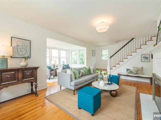 52 Linden Avenue