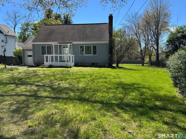 52 Maple Ave, North Haven, CT 06473 | MLS #24170 | Compass