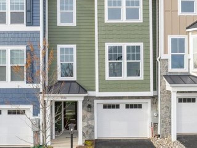 52 Marcella St, Charlottesville, VA 22911