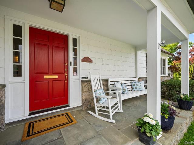 52 Midland Ave, Bronxville, NY 10708 | MLS #000181