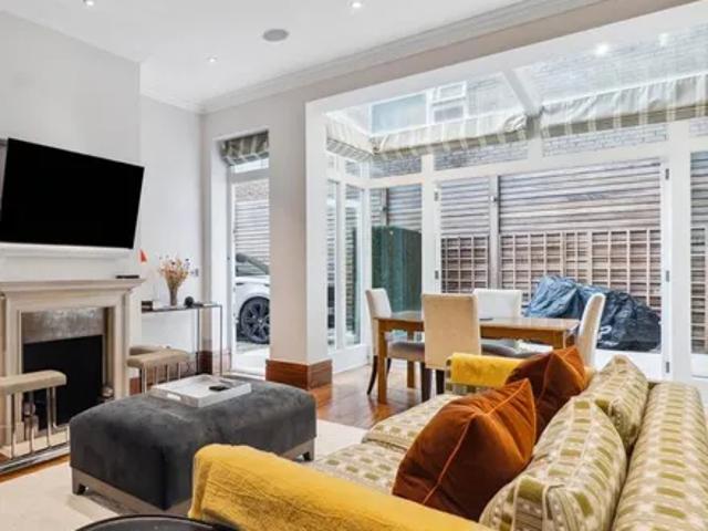 52 Montpelier Walk, London, SW7 1JH, United Kingdom | 3 bed house for rent #127483918 | Rentberry