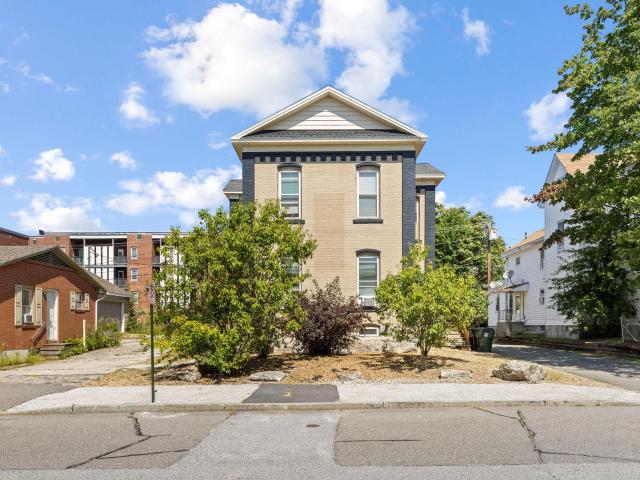 52 Myrtle Street