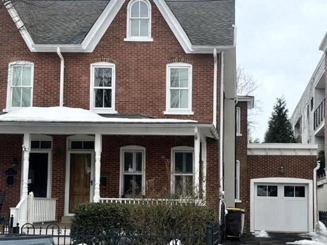 52 N Main St, New Hope, PA 18938