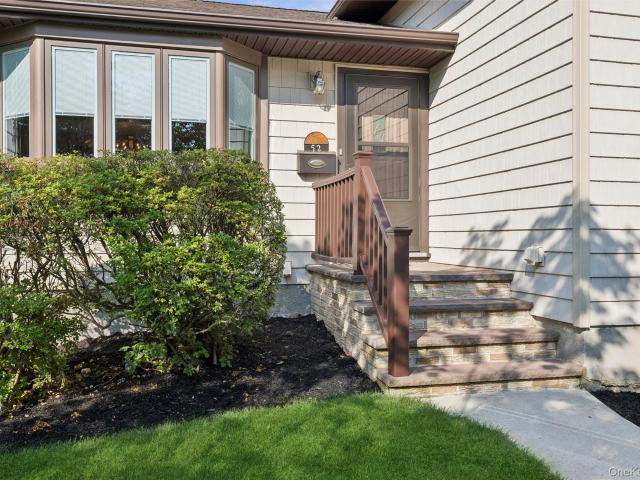 52 Narcissus Avenue