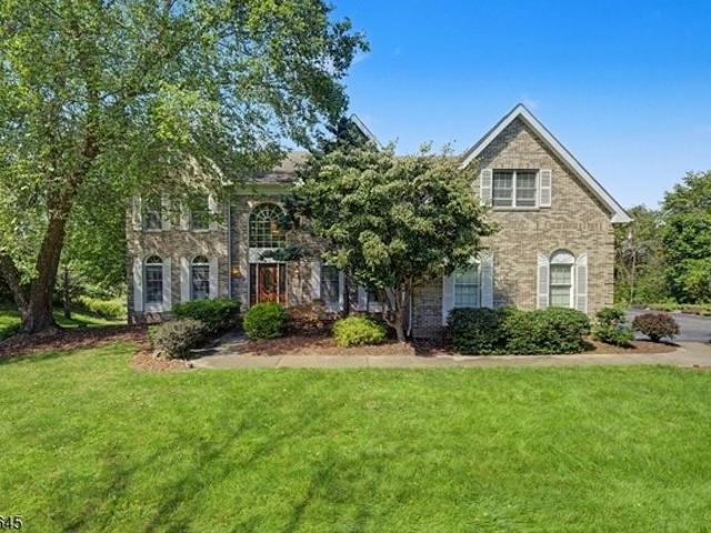 52 Nicole Dr, Denville, NJ 07834