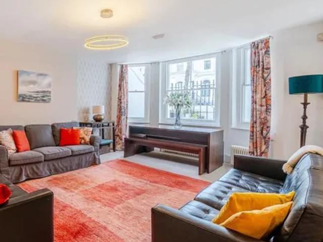 52 Palace Gardens Terrace, London, W8 4RR, United Kingdom | 2 bed apartment for rent #166401952 | Rentberry