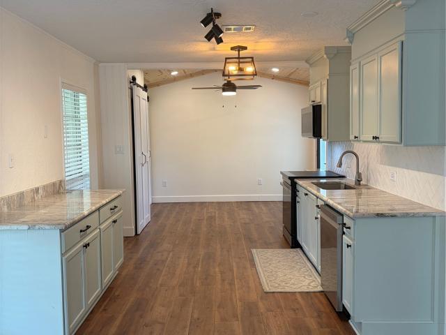 52 Periwinkle Court