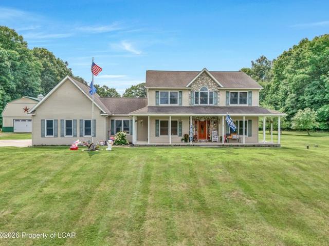 52 Petrishin Rd, Shickshinny, PA 18655