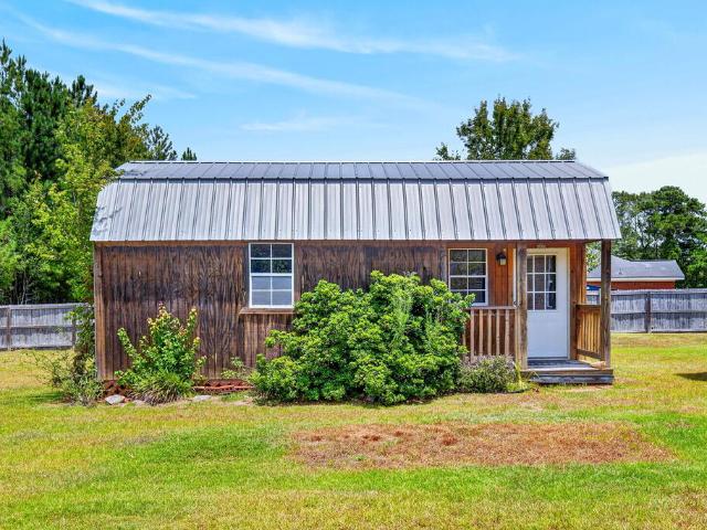 52 Pine View Drive SE