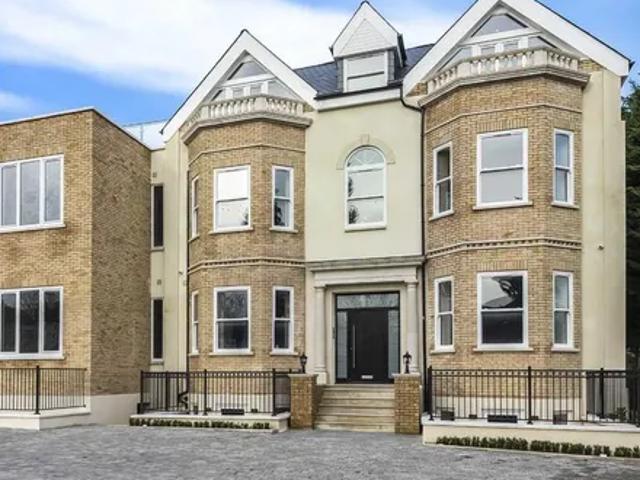 52 Rowantree Road, London, EN2 8GF, United Kingdom | 3 bed apartment for rent #136165355 | Rentberry