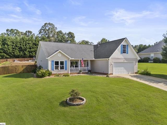 52 Sacha Ln, Travelers Rest, SC 29690