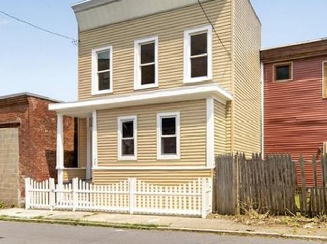52 Sargent St, Cohoes, NY 12047