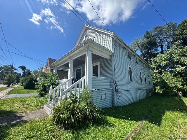 52 Springville Avenue