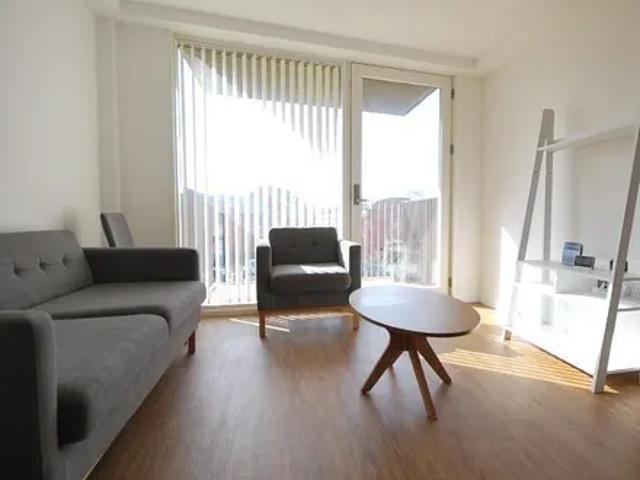 52 Stretford Road, Manchester, M15 5GF, United Kingdom | 2 bed townhouse for rent #168182818 | Rentberry