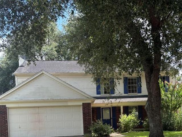 5304 Spring Branch Dr, Pearland, TX 77584