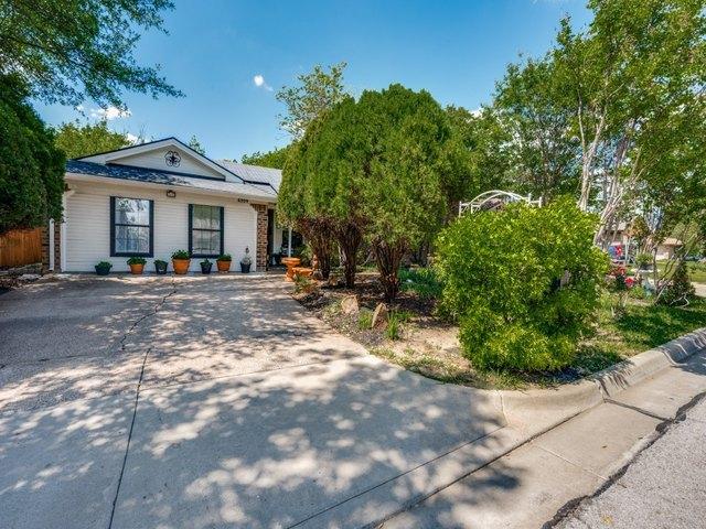5304 Umbrella Pine Ct, Arlington, TX 76018