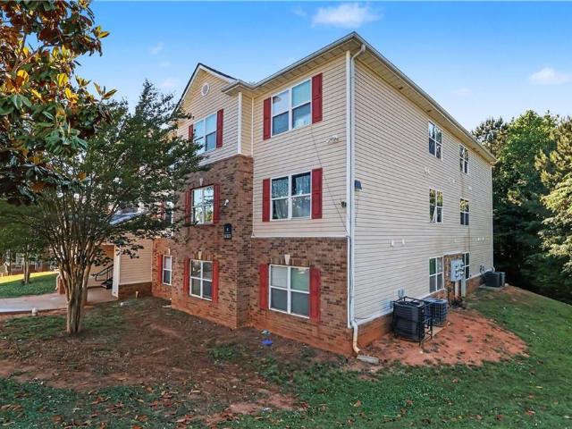 5304 Waldrop Place