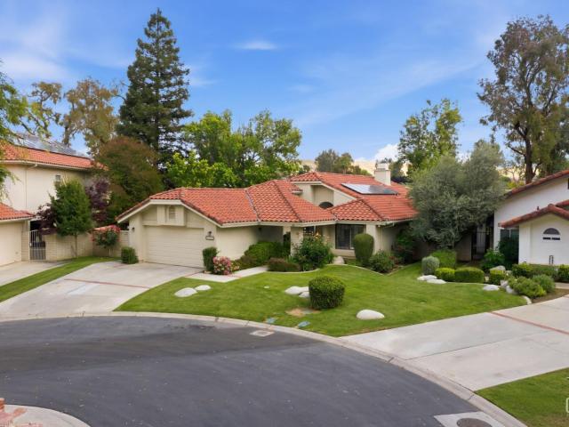 5305 Muirfield Drive