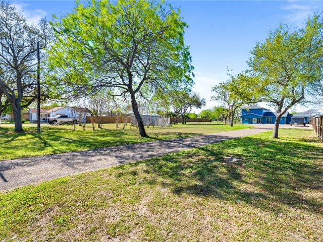 5305 Bonner Dr, Corpus Christi, TX 78411 | MLS #473626