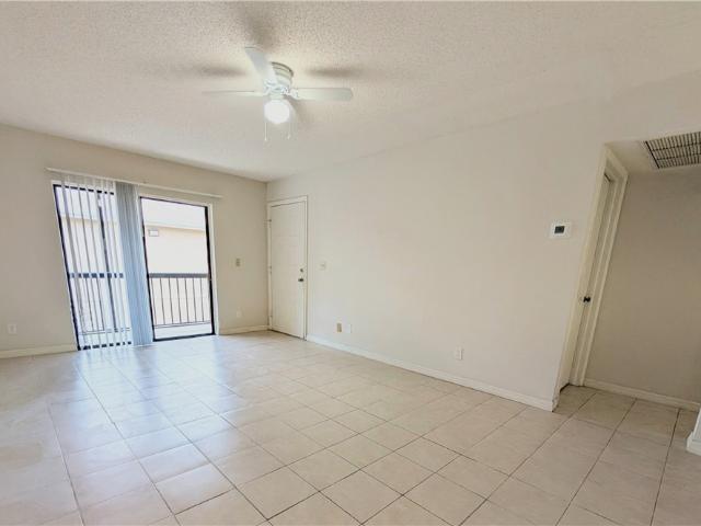 5305 Summerlin Rd, Unit 514, Fort Myers, FL 33919 | MLS #2025014 | Compass