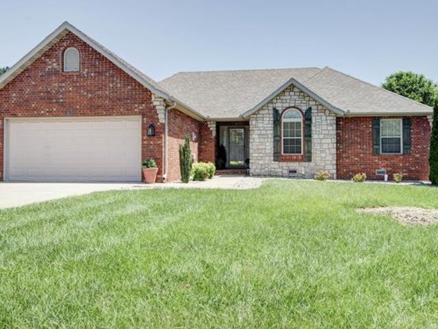 5306 N 12th Ave, Ozark, MO 65721