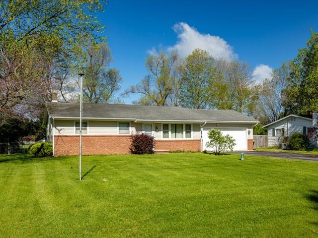 5306 Osburn Dr, Tecumseh, MI 49286