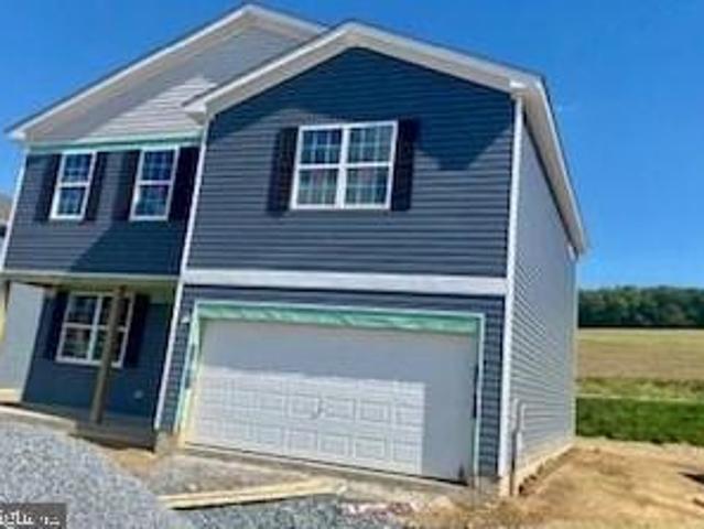 5306 Brent Dr, Spring Grove, PA 17362