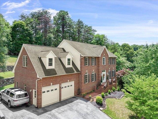 5306 Dresden Cir, Roanoke, VA 24012