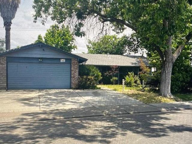 5306 Ridgeway Ave, Stockton, CA 95207