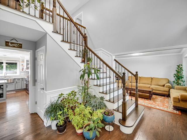 5307 Catclaw Court