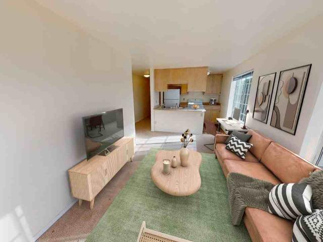 5307 LIVE CLOSE TO UNIVERSITY VILLAGE AND UW! 2 Bedroom Apartment for Rent at 5307 Ravenna Pl Ne, Seattle, WA 98105 University District