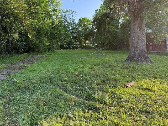 5307 Willow Glen Dr, Houston, TX 77033