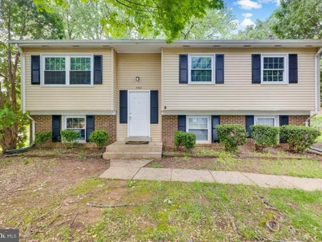 5308 Macwood Dr, Woodbridge, VA 22193