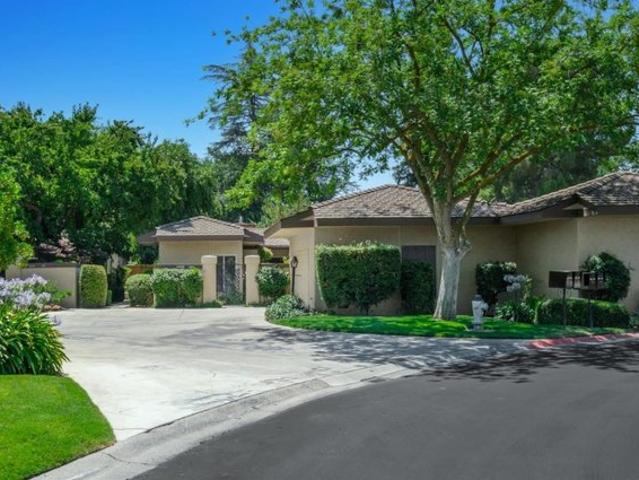 5308 N Colonial Ave, Fresno, CA 93704