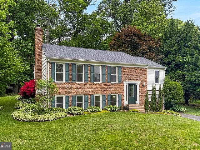 5308 New Church Ct, Fairfax, VA 22032 | MLS #VAFX2307 | Compass
