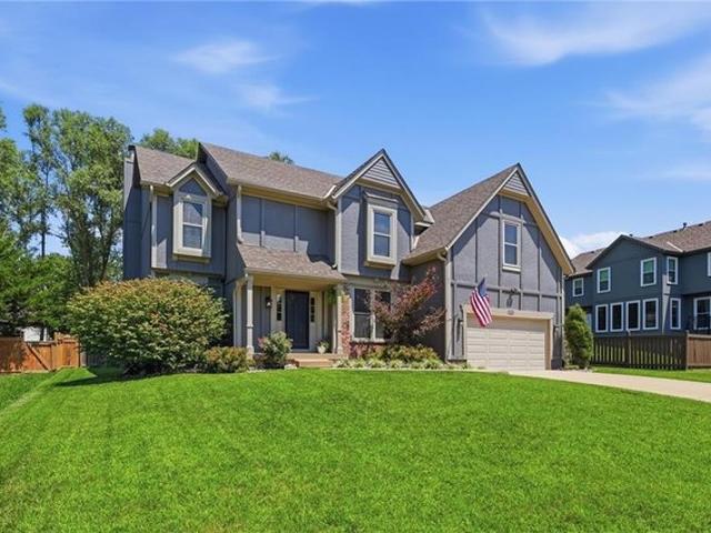 5308 W 140th St, Overland Park, KS 66224