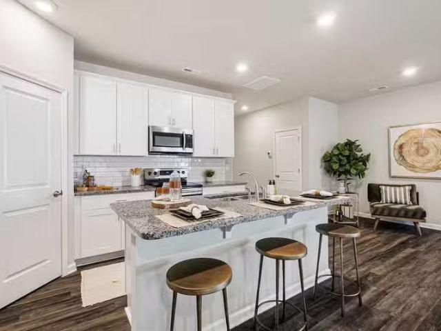 53098861 6554 Villa Ct Nw