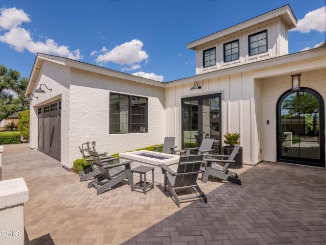 5309 N 33RD Street
